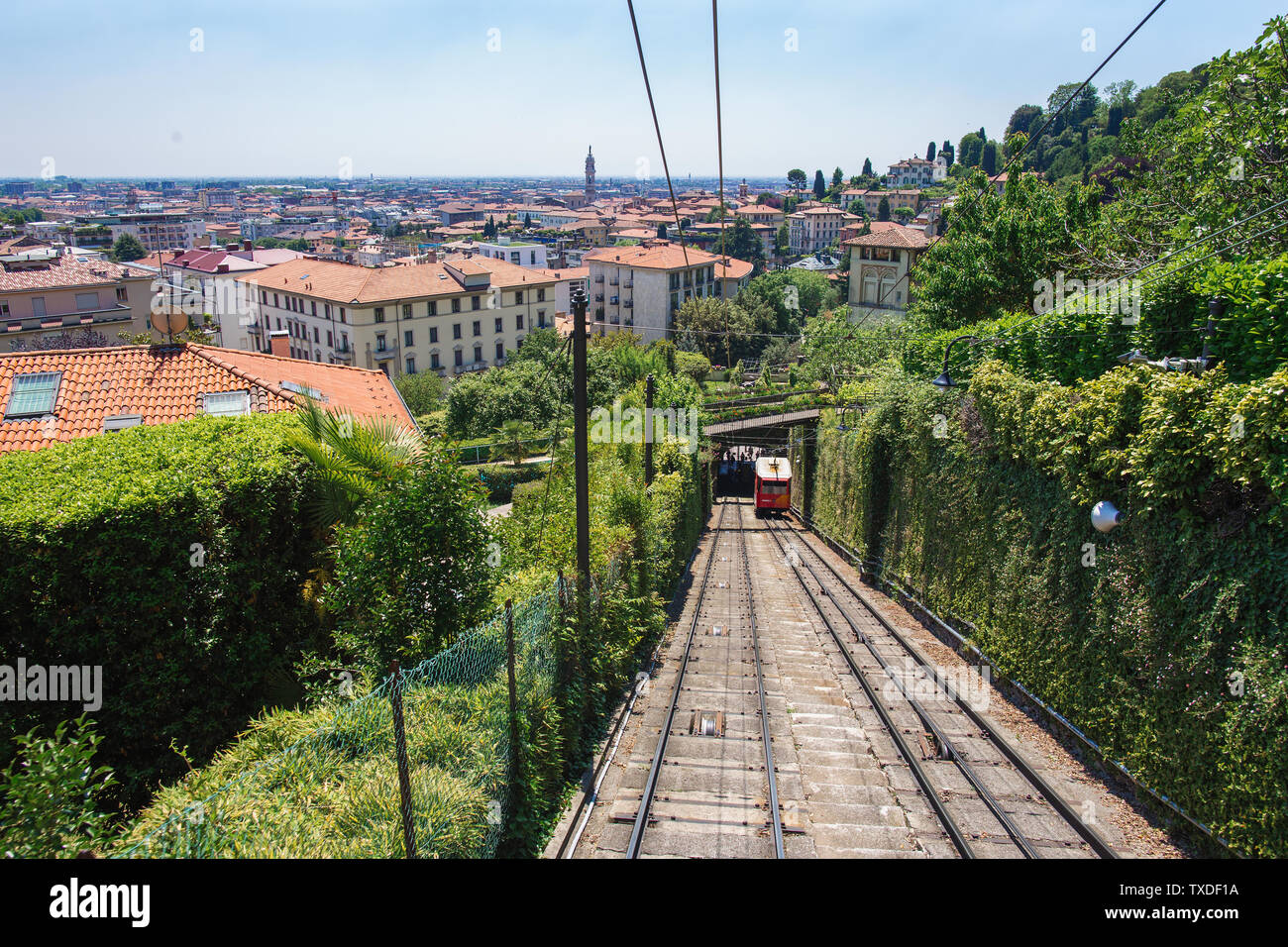 Funicolare como brunate immagini e fotografie stock ad alta risoluzione ...