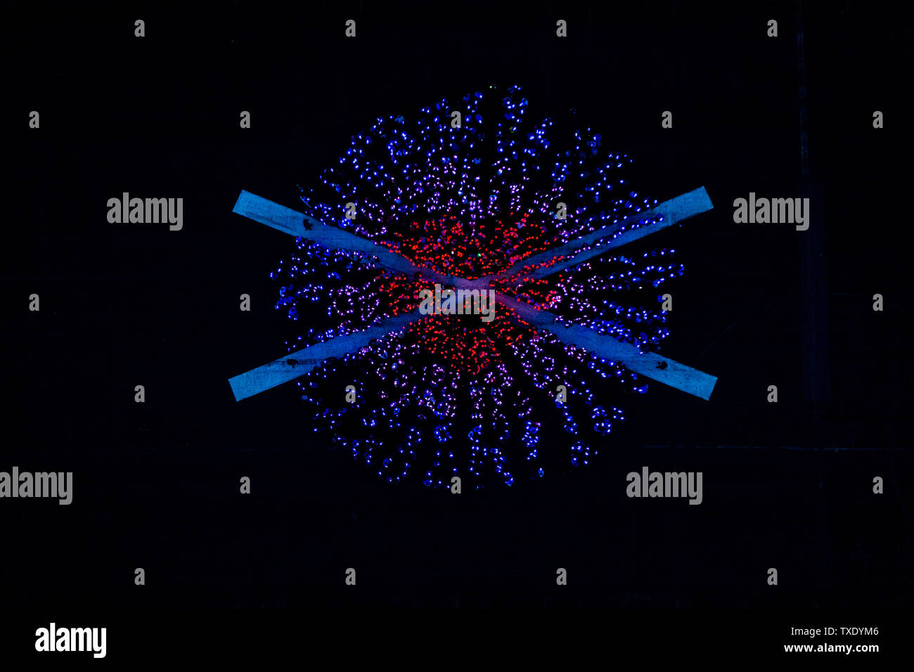 Una ripresa aerea del radar umano con un drone immagini e fotografie ...