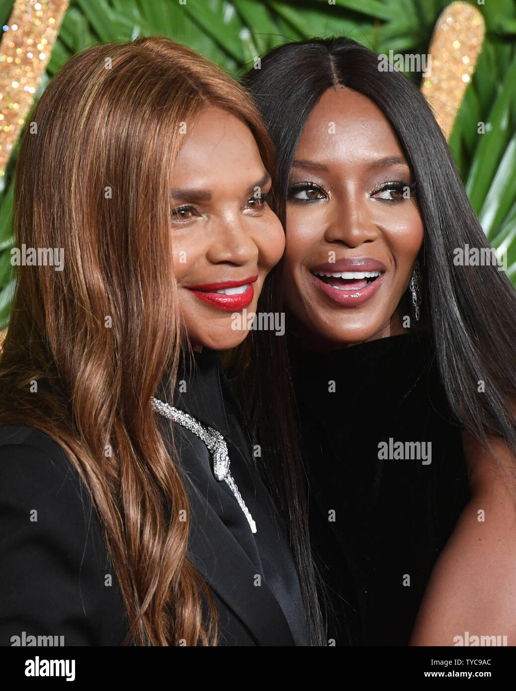 Naomi campbell and valerie morris immagini e fotografie stock ad alta ...