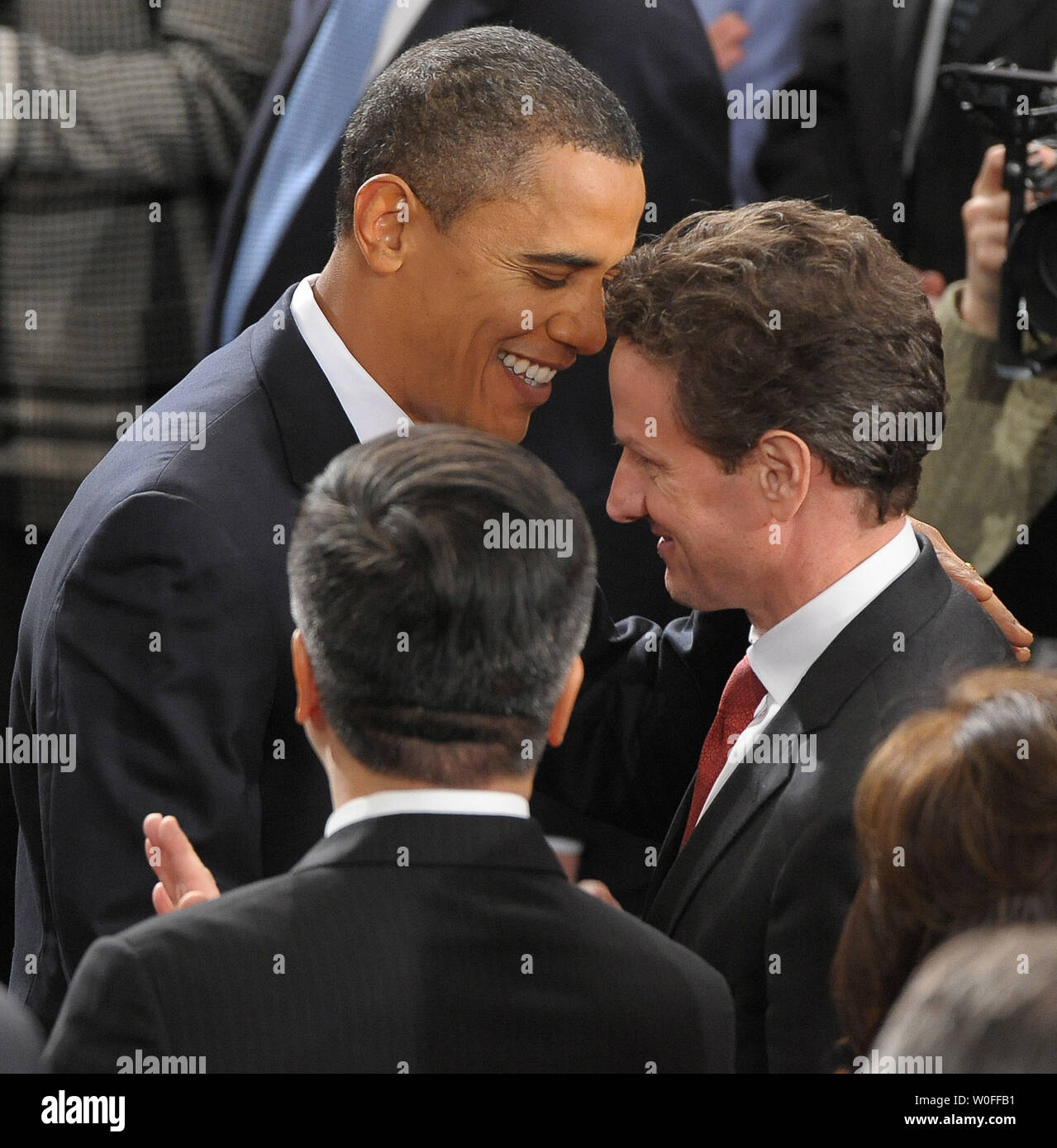 Stati Uniti Il presidente Barack Obama saluta il Segretario al Tesoro ...