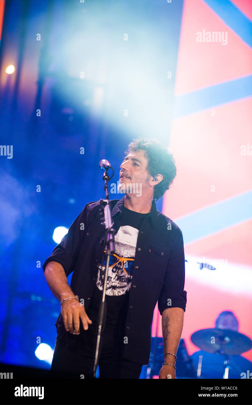 Aperol 100 anni immagini e fotografie stock ad alta risoluzione - Alamy