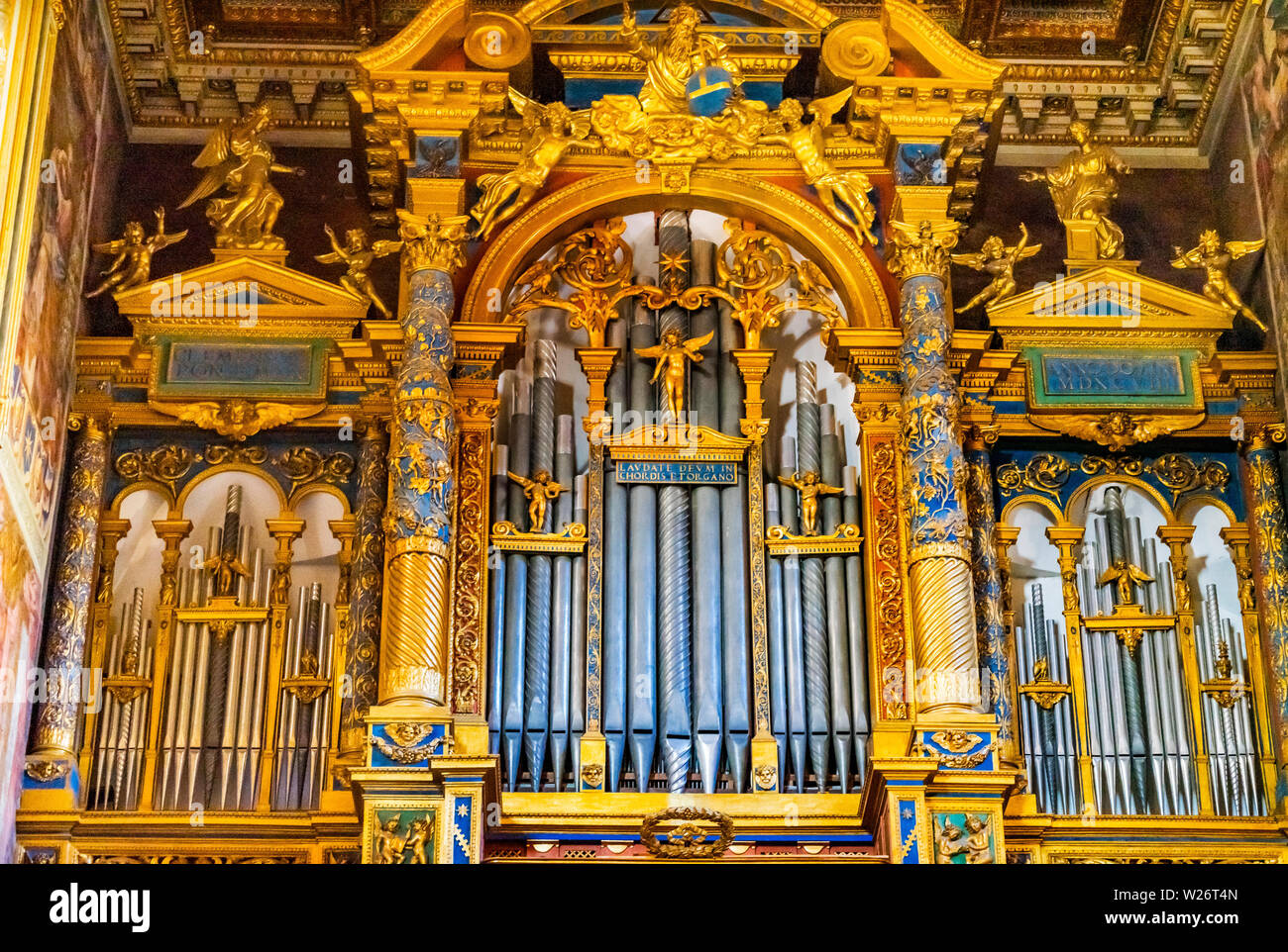 Golden Organo Basilica San Giovanni in Laterano cattedrale papale ...