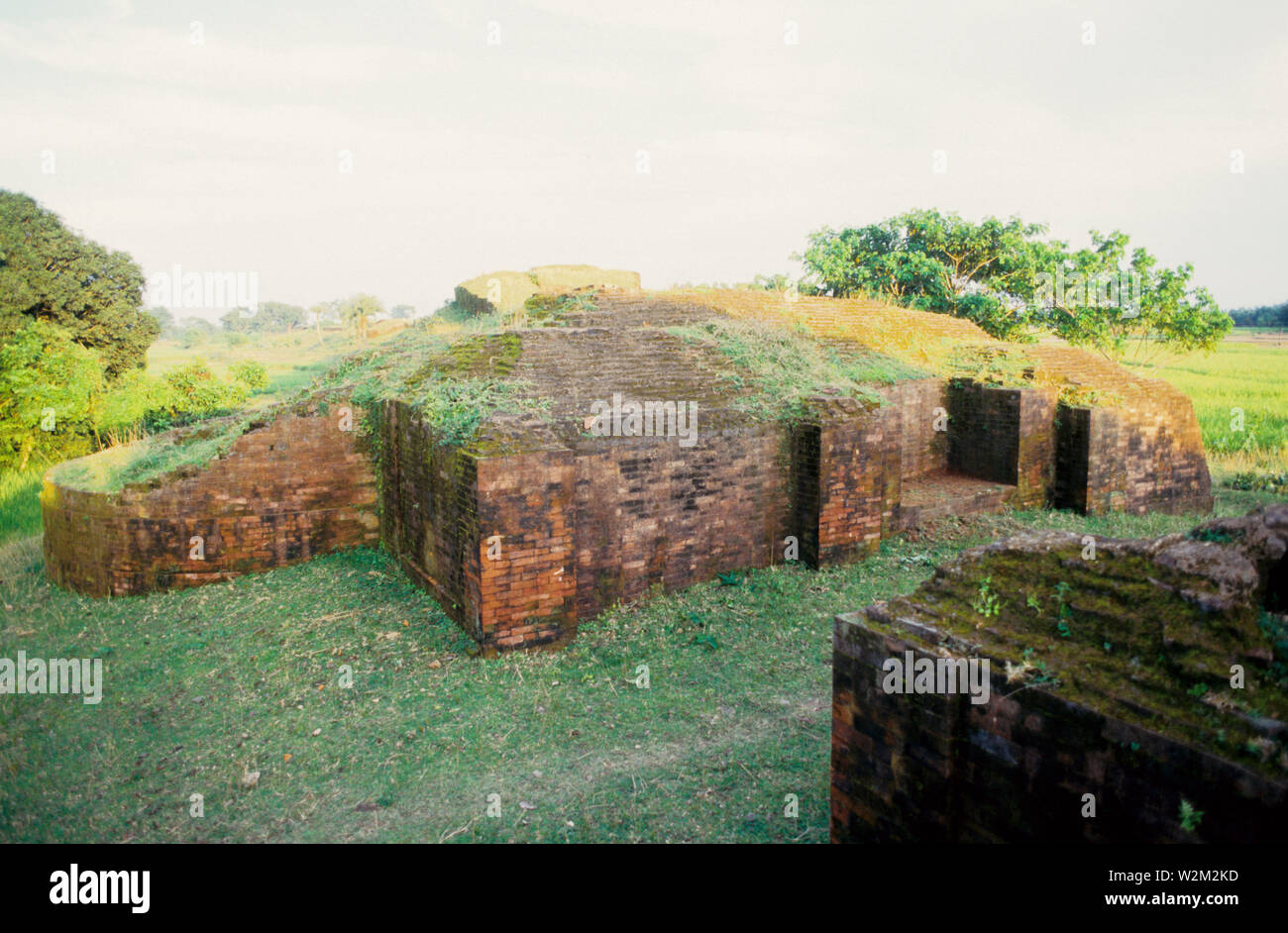 Archeological site of bangladesh immagini e fotografie stock ad alta ...