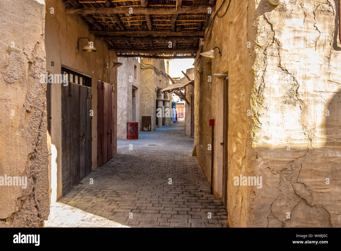Casa In Pietra E Vecchia Porta Immagini e Fotos Stock - Alamy