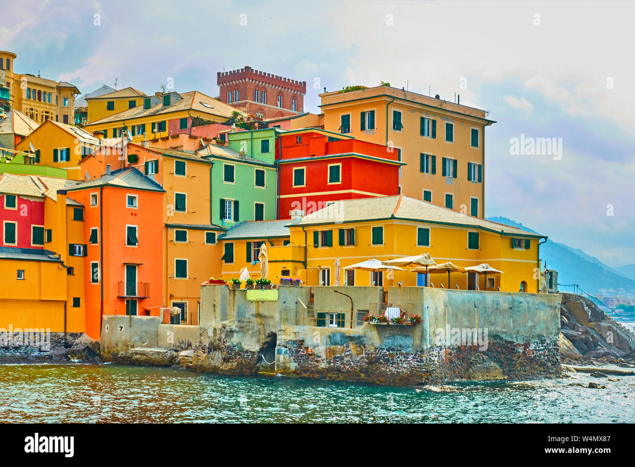 Case liguria immagini e fotografie stock ad alta risoluzione - Alamy