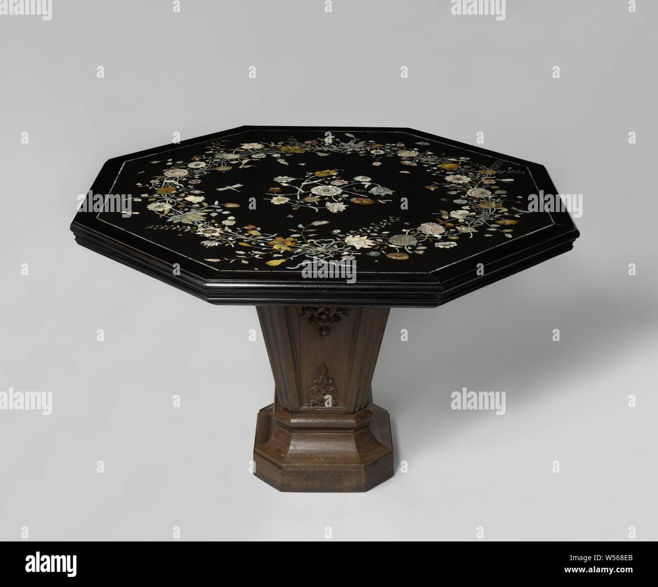 Rappresentazione intarsiata immagini e fotografie stock ad alta ...