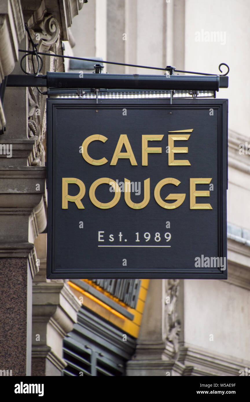 Logo di cafe rouge immagini e fotografie stock ad alta risoluzione - Alamy