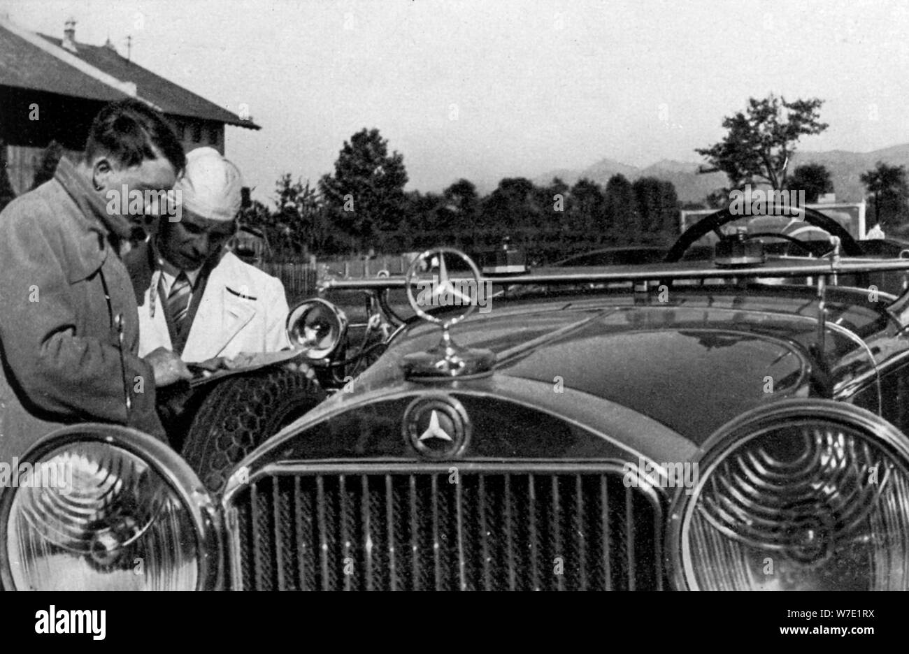 Adolf hitler his mercedes immagini e fotografie stock ad alta ...