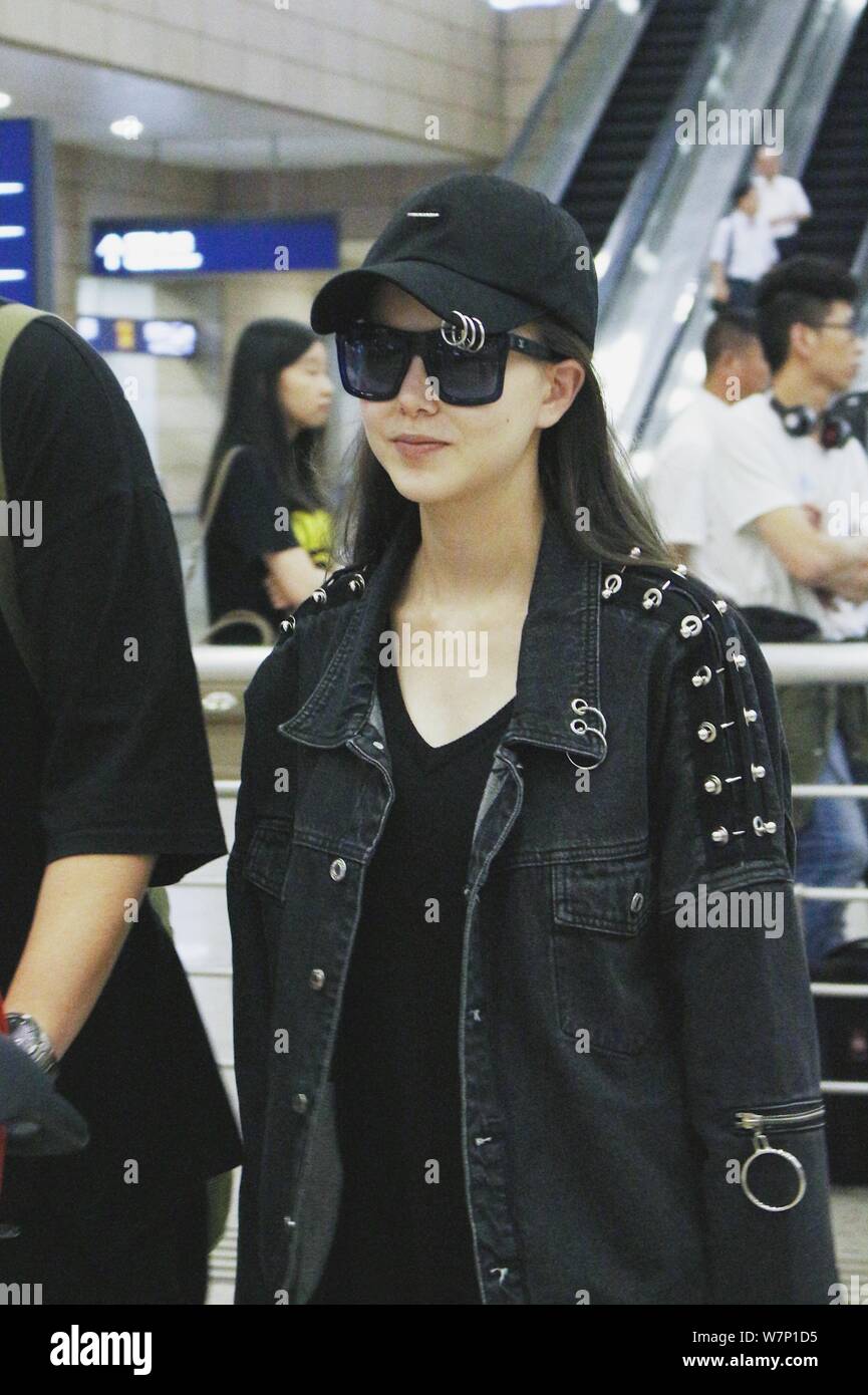 Modello di Taiwan e attrice Hannah Quinlivan, la moglie del cantante ...