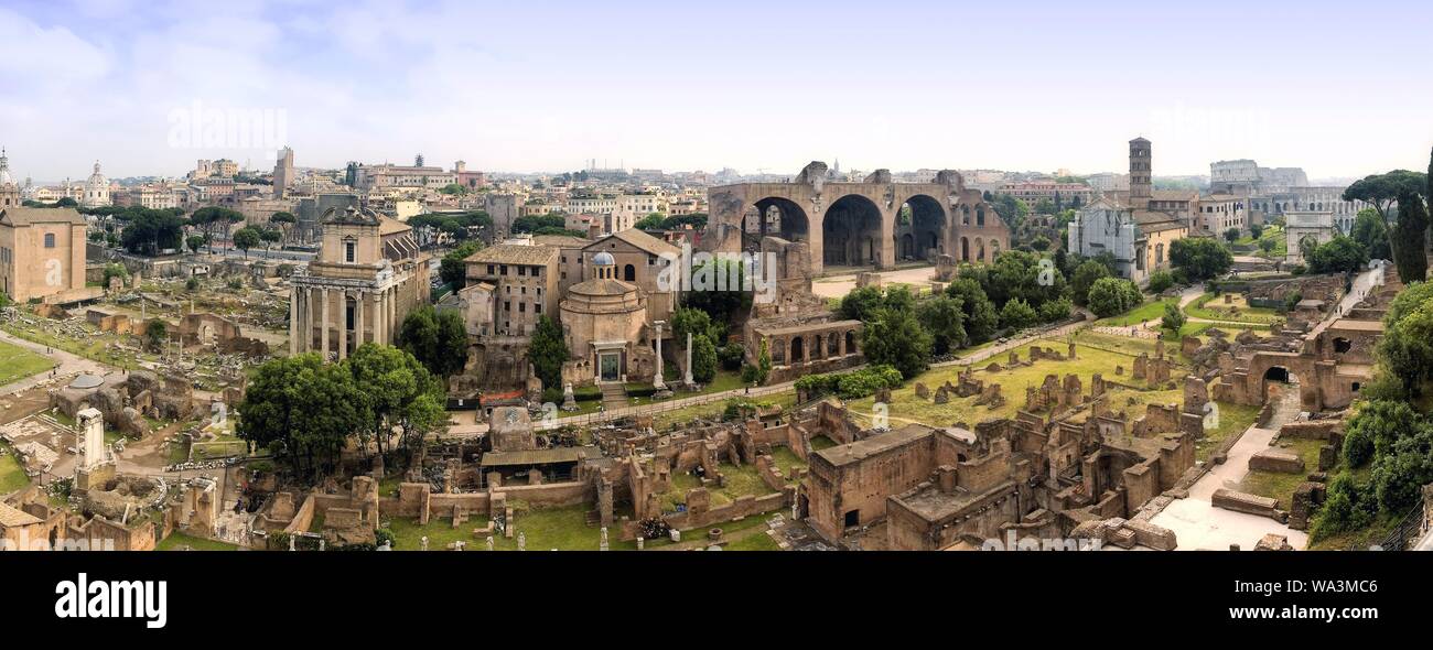 Panorama della città antica di roma immagini e fotografie stock ad alta ...