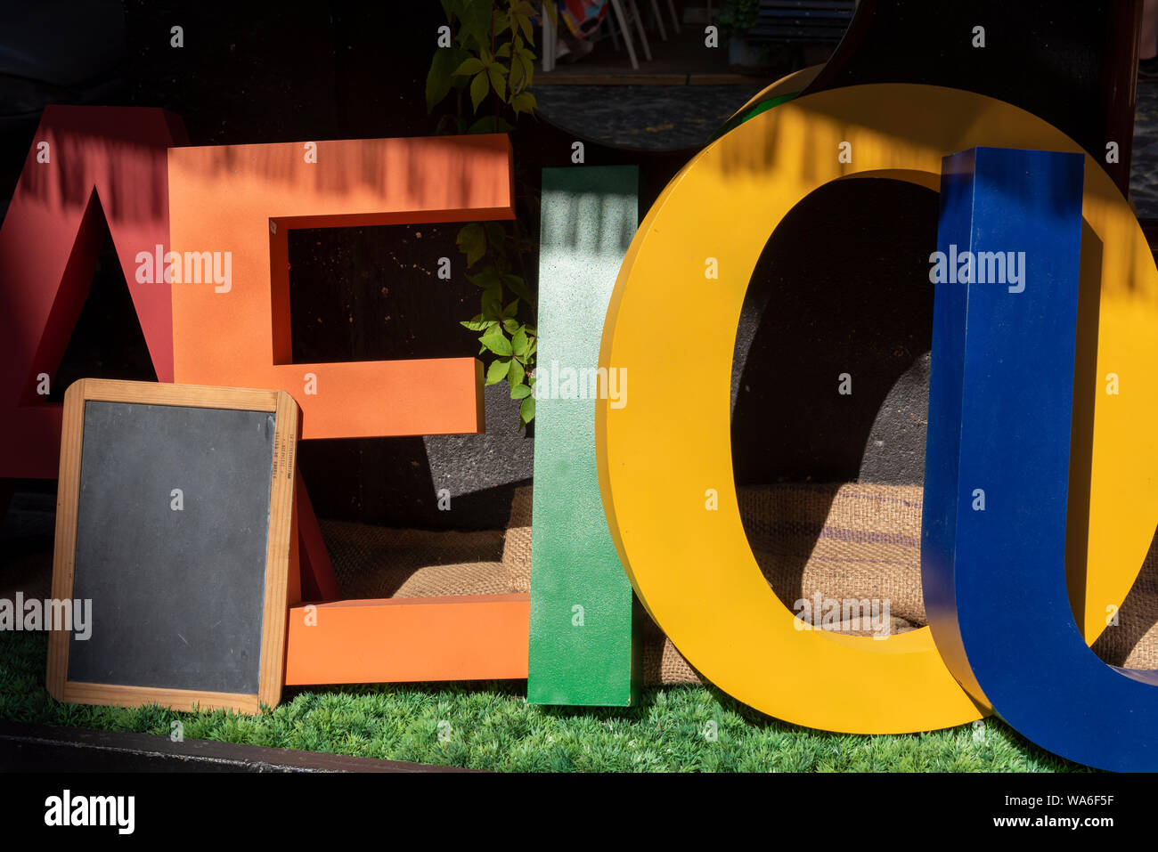 Lettere divertenti immagini e fotografie stock ad alta risoluzione - Alamy