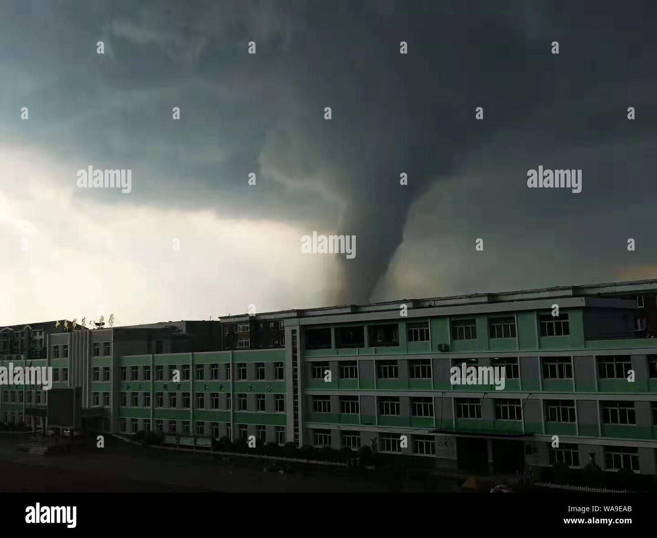 T 3 tornado immagini e fotografie stock ad alta risoluzione - Alamy