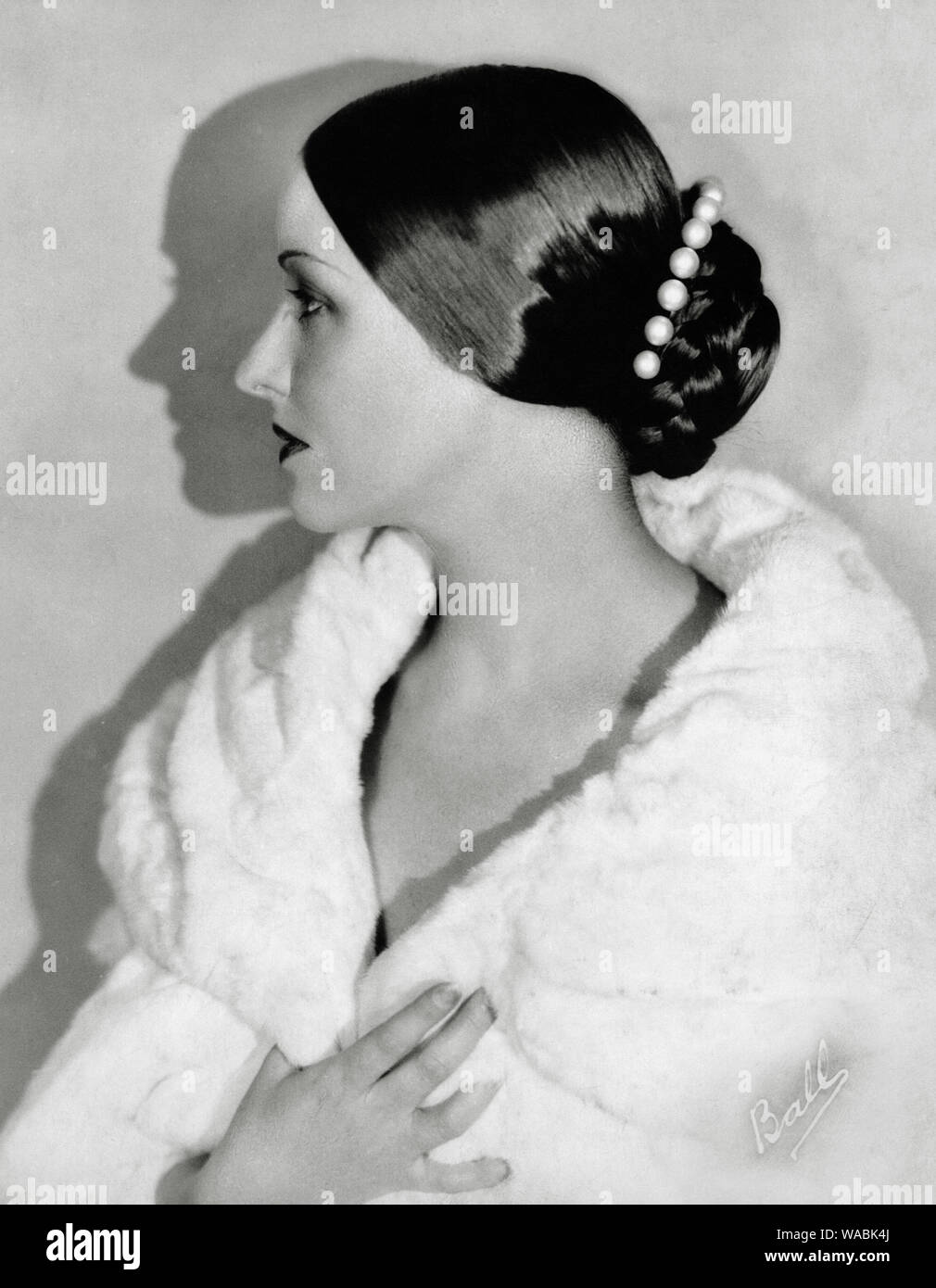 Natacha rambova immagini e fotografie stock ad alta risoluzione - Alamy