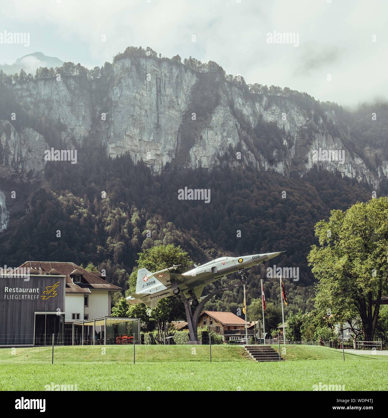 Base aerea di meiringen immagini e fotografie stock ad alta risoluzione ...