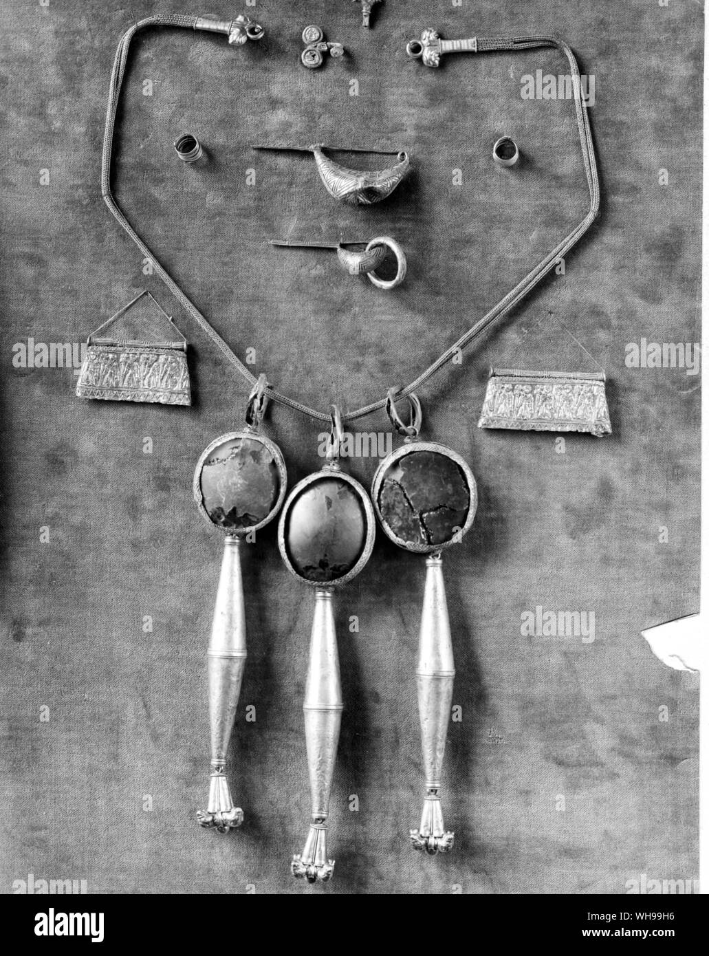 Orafo etrusco immagini e fotografie stock ad alta risoluzione - Alamy