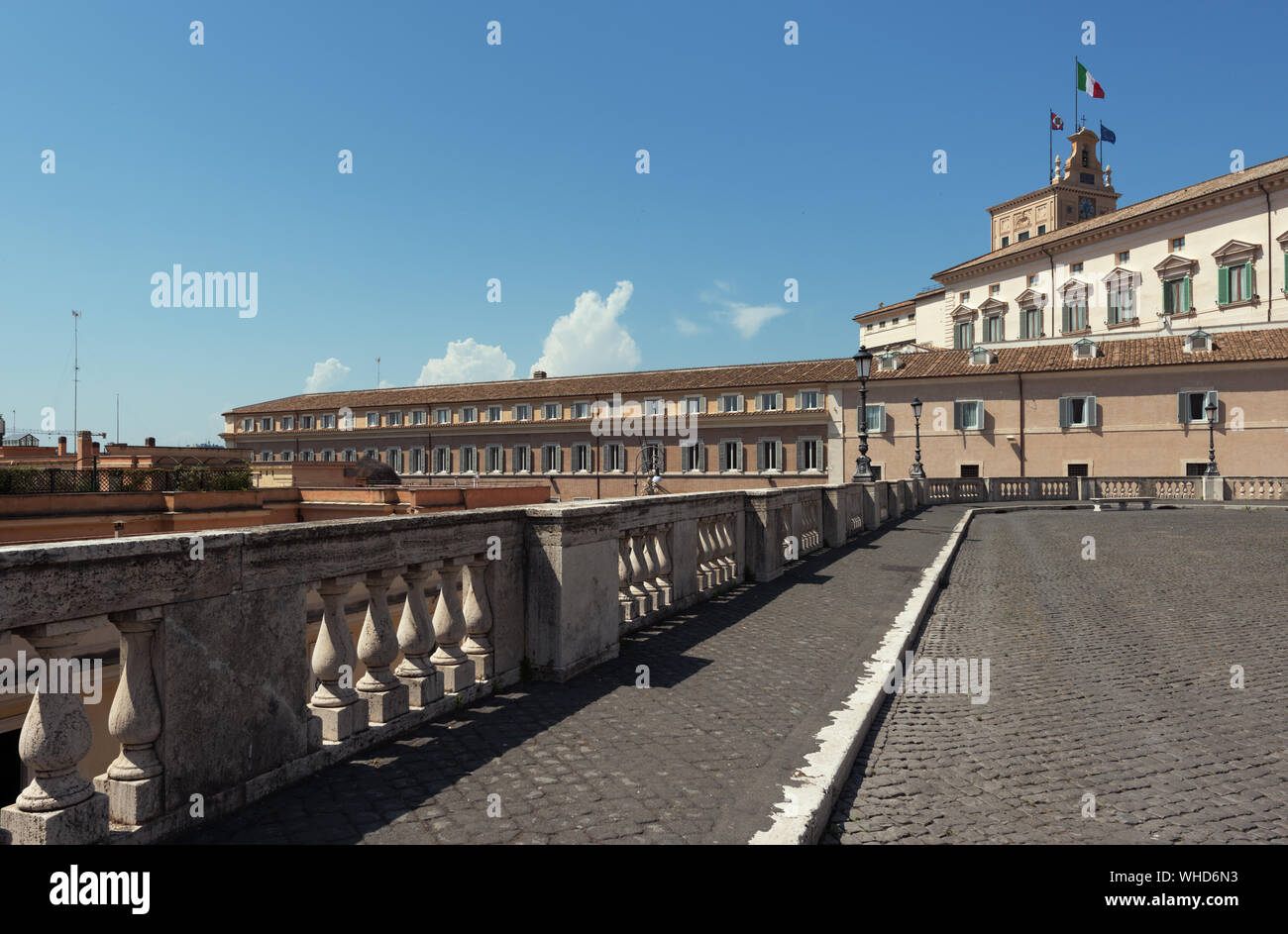 Piazza del Quirinale e Palazzo del Quirinale a Roma, Italia Foto stock ...