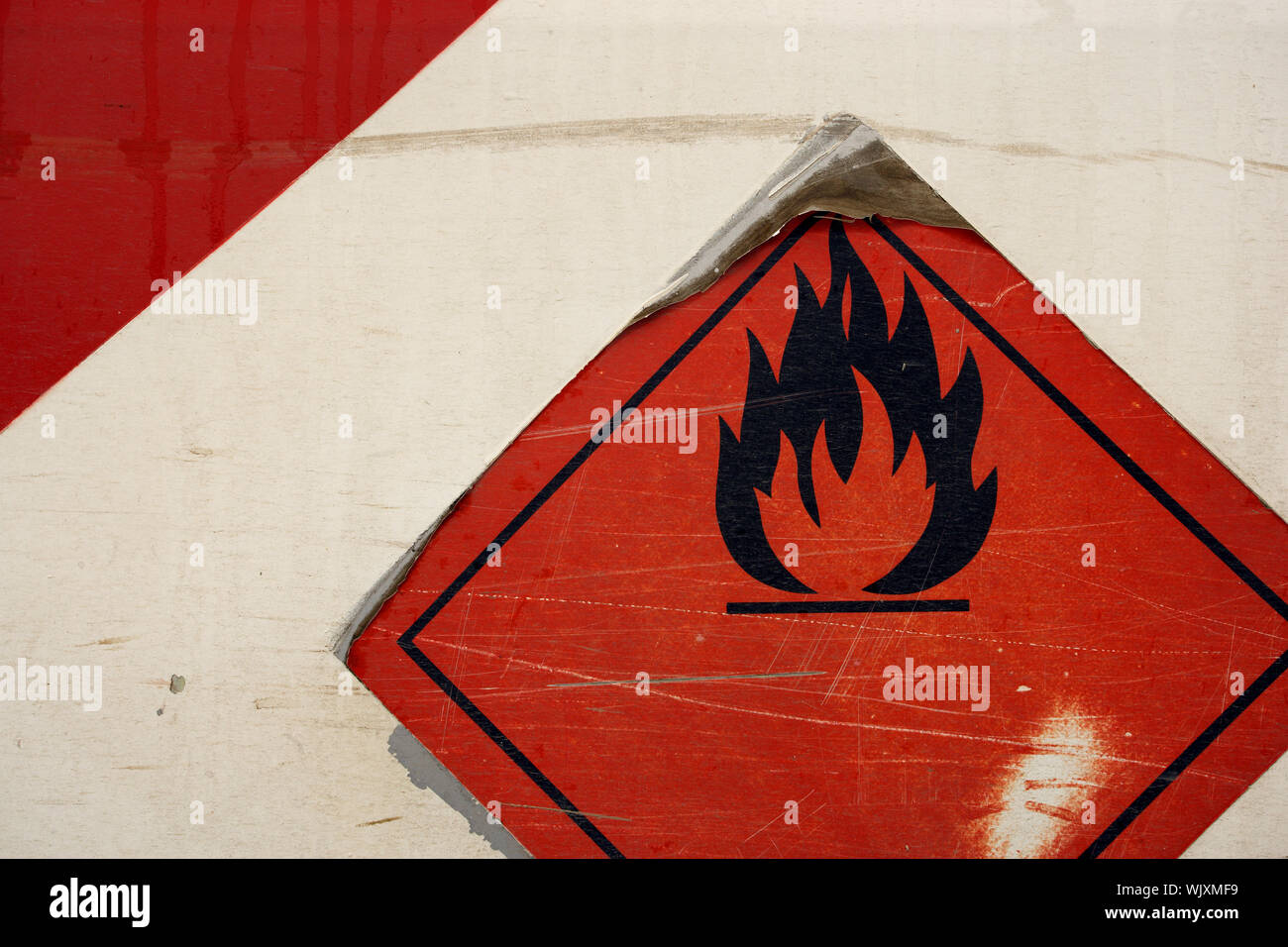 Segnale di pericolo liquido infiammabile immagini e fotografie stock ad ...