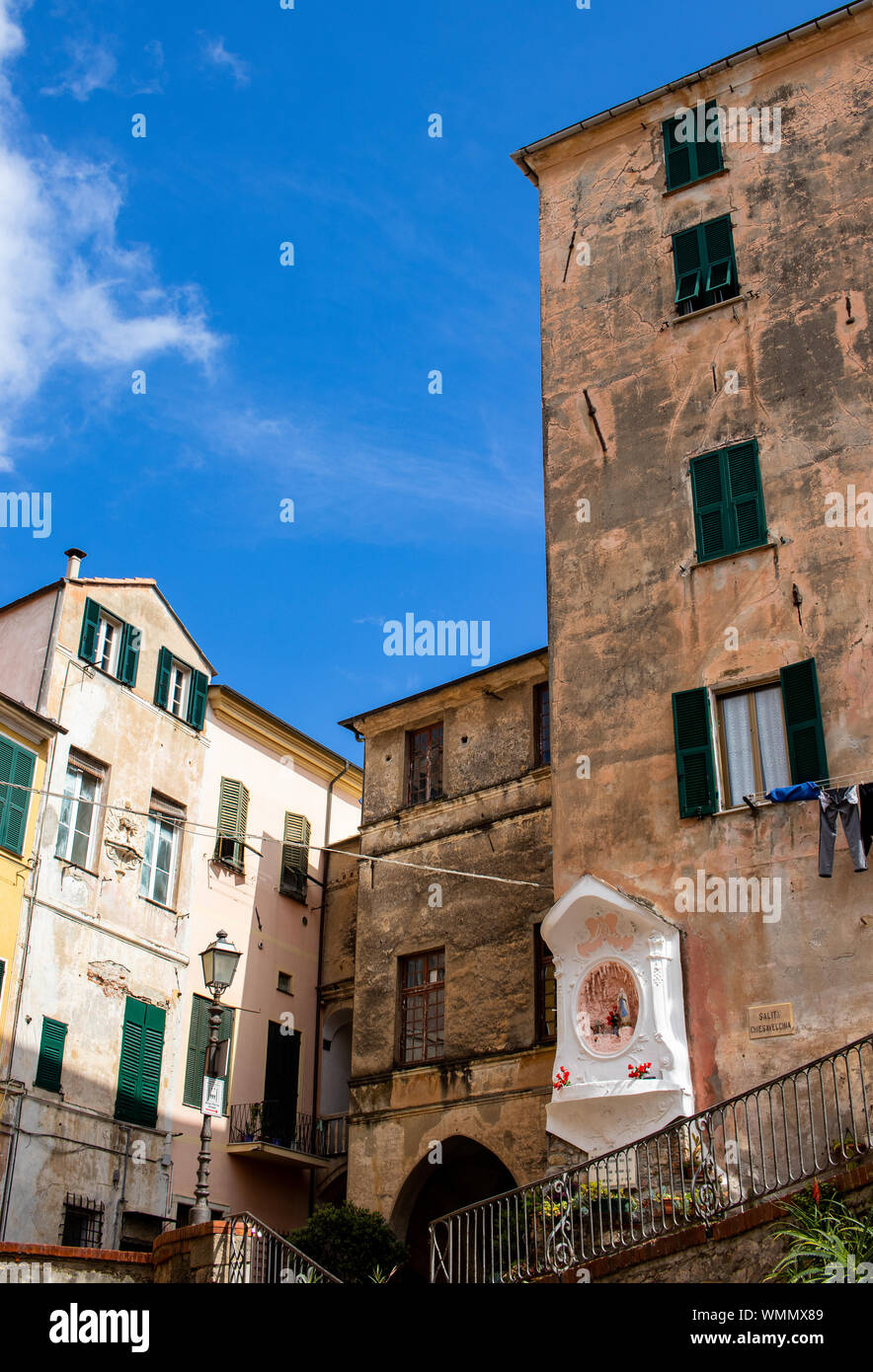 Vecchia strada italia immagini e fotografie stock ad alta risoluzione ...