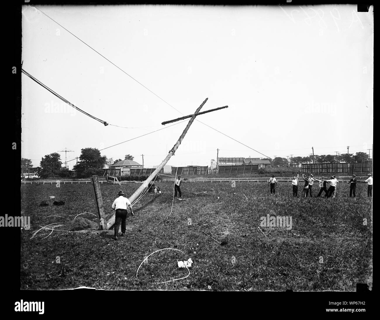 Ku klux klan cross immagini e fotografie stock ad alta risoluzione - Alamy