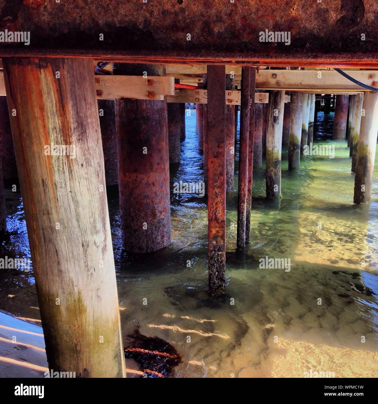 Pontile in legno in legno immagini e fotografie stock ad alta ...