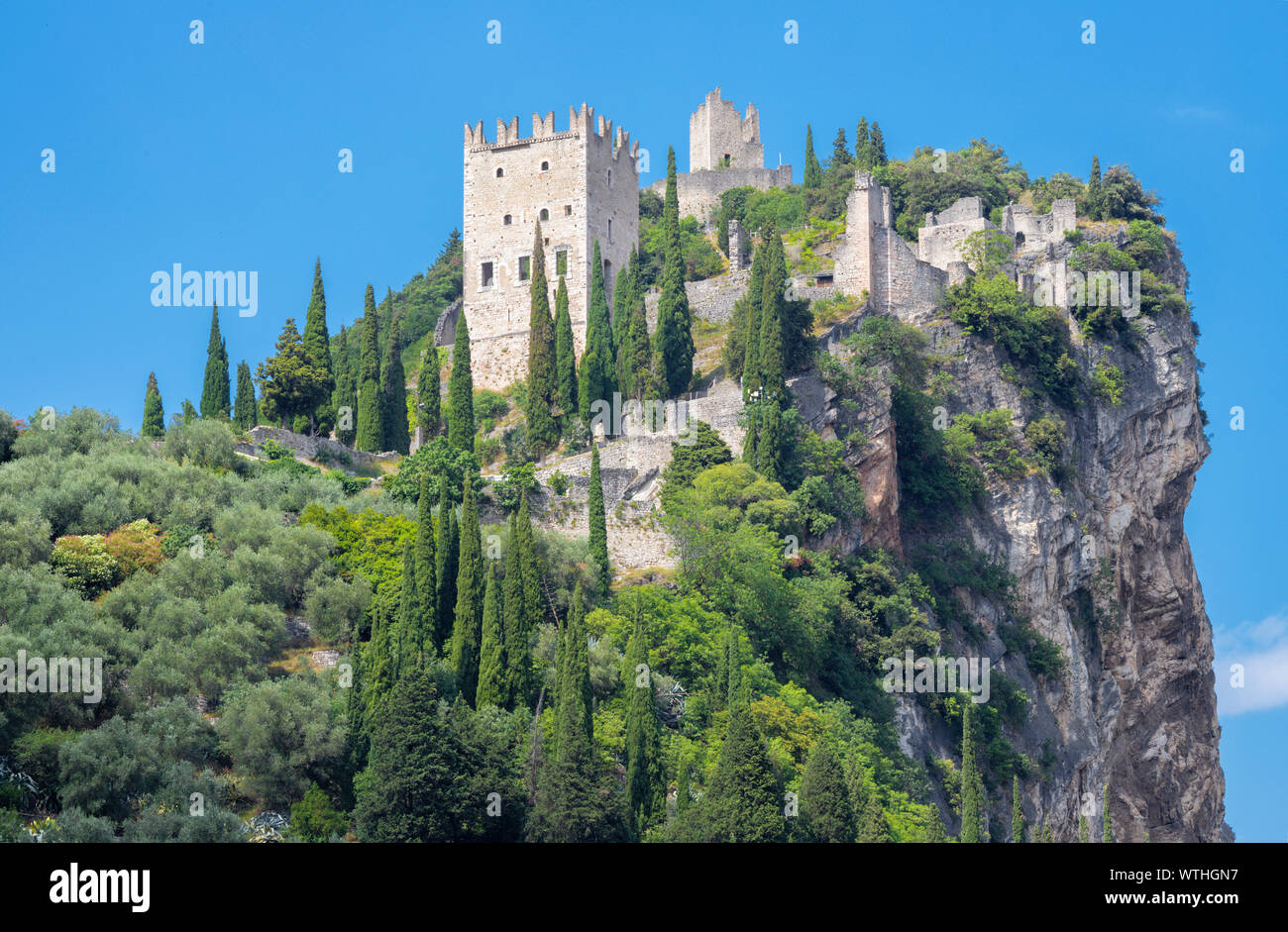 Castello di arco trentino immagini e fotografie stock ad alta ...