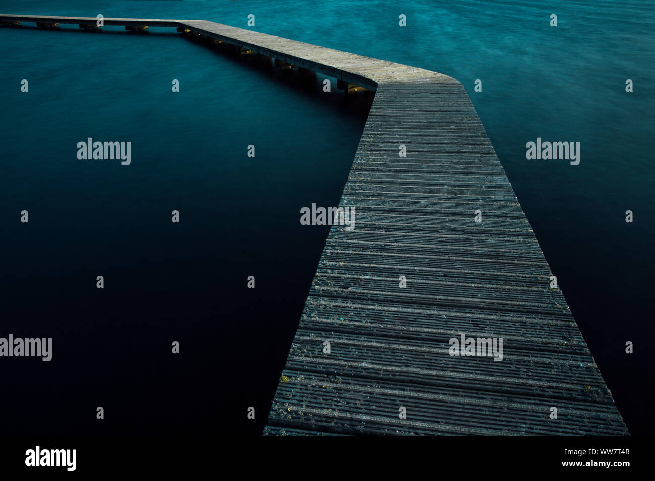 Pontile in legno in legno immagini e fotografie stock ad alta ...