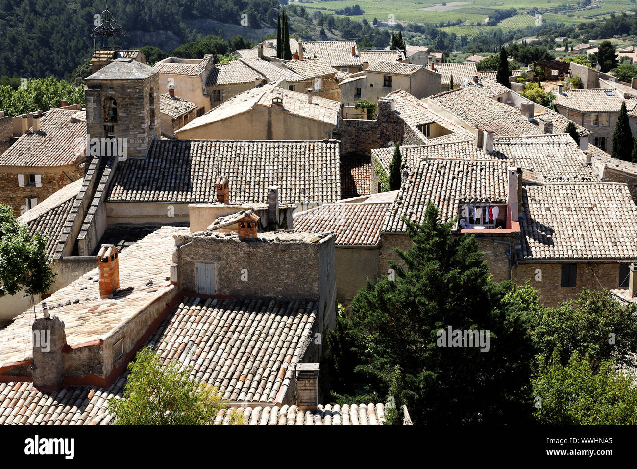 Tetti tetti tetti tetti immagini e fotografie stock ad alta risoluzione ...