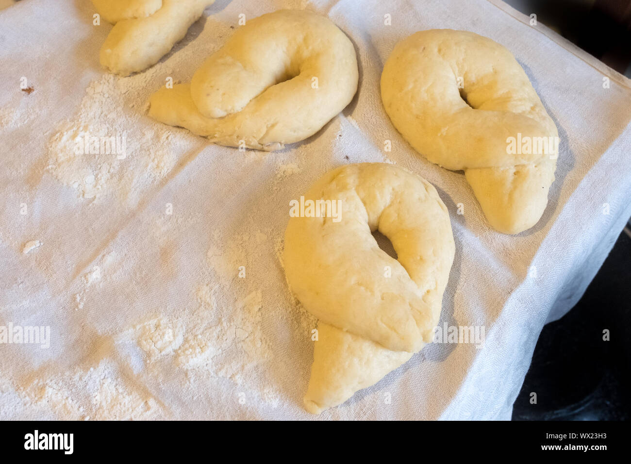 Ciambella fritta immagini e fotografie stock ad alta risoluzione - Alamy