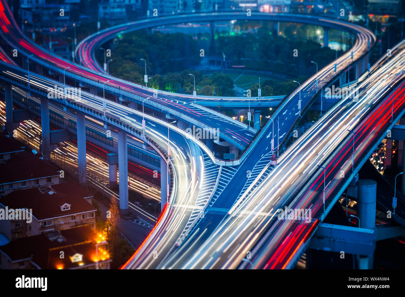 Cavalcavia della superstrada immagini e fotografie stock ad alta ...